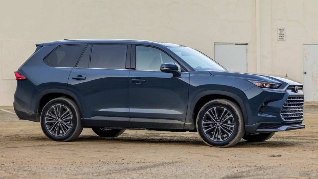 The 2023 Toyota Grand Highlander Hybrid: A Thoughtful Blend of Space ...